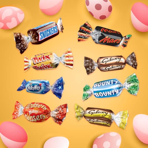 Celebrations Szív vegyes töltött, kekszes és ostyás tejcsokoládé